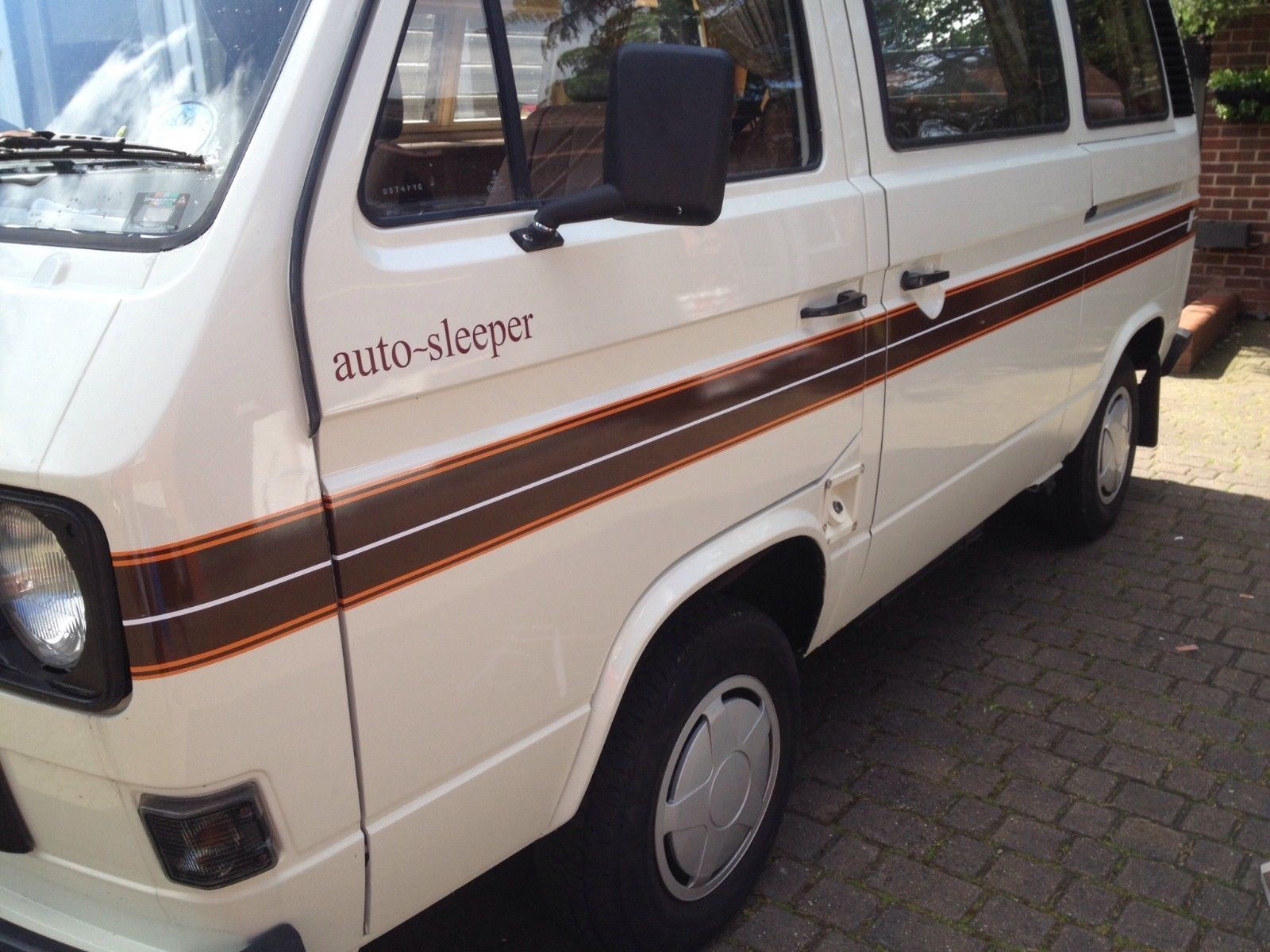 Zen Graphics - Auto sleeper T25 / T3 restoration Decals / Stripes BROWN