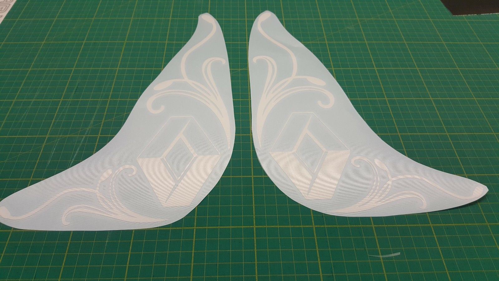 Zen Graphics - Renault Premium corner Glass Decals / Stickers