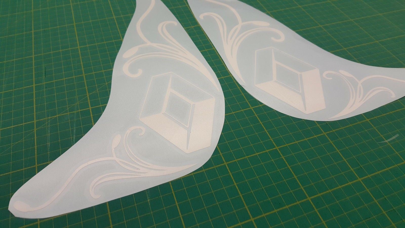 Zen Graphics - Renault Premium corner Glass Decals / Stickers