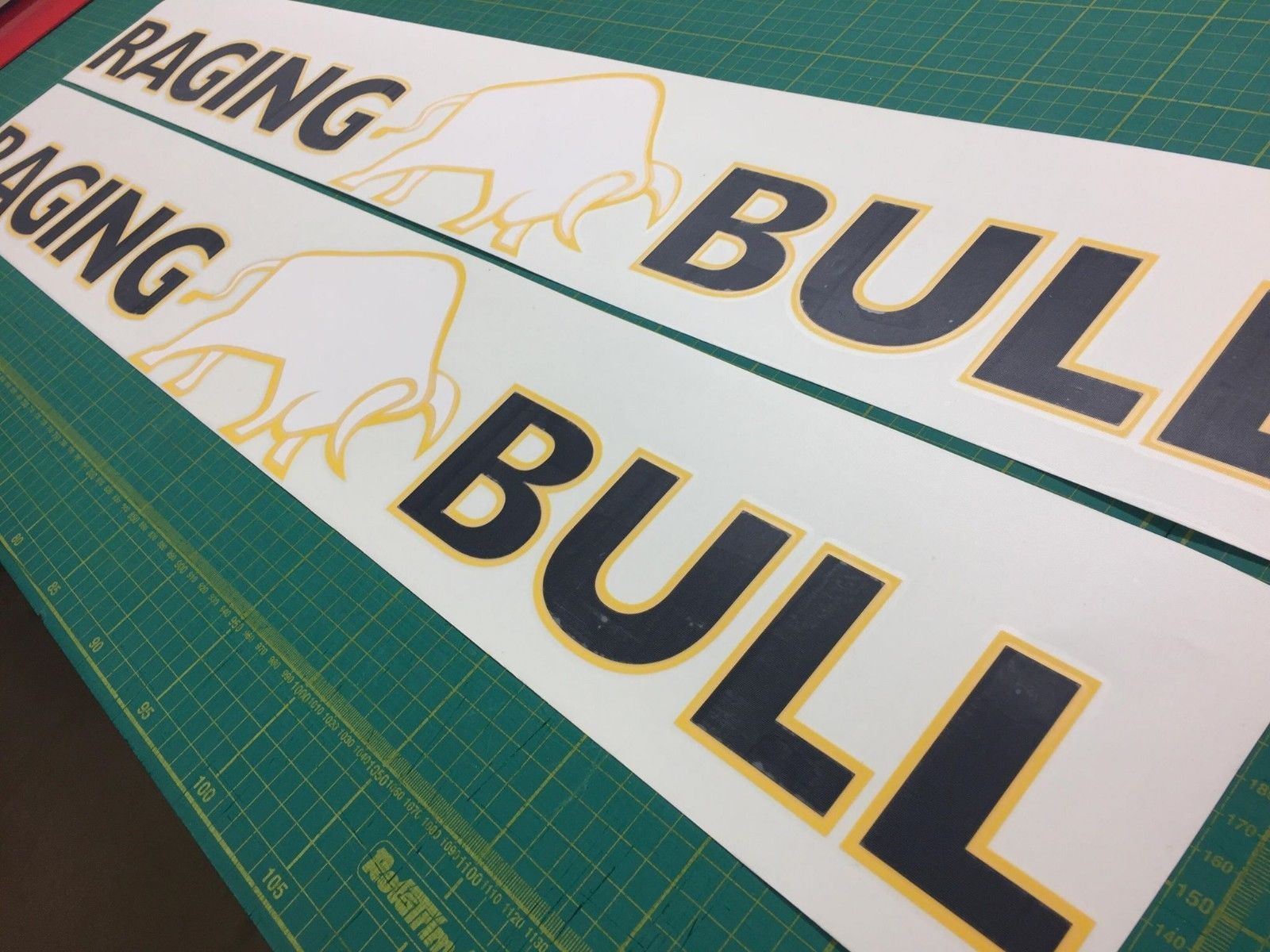 Zen Graphics - Mitsubishi L200 Raging Bull replacement lower side door ...