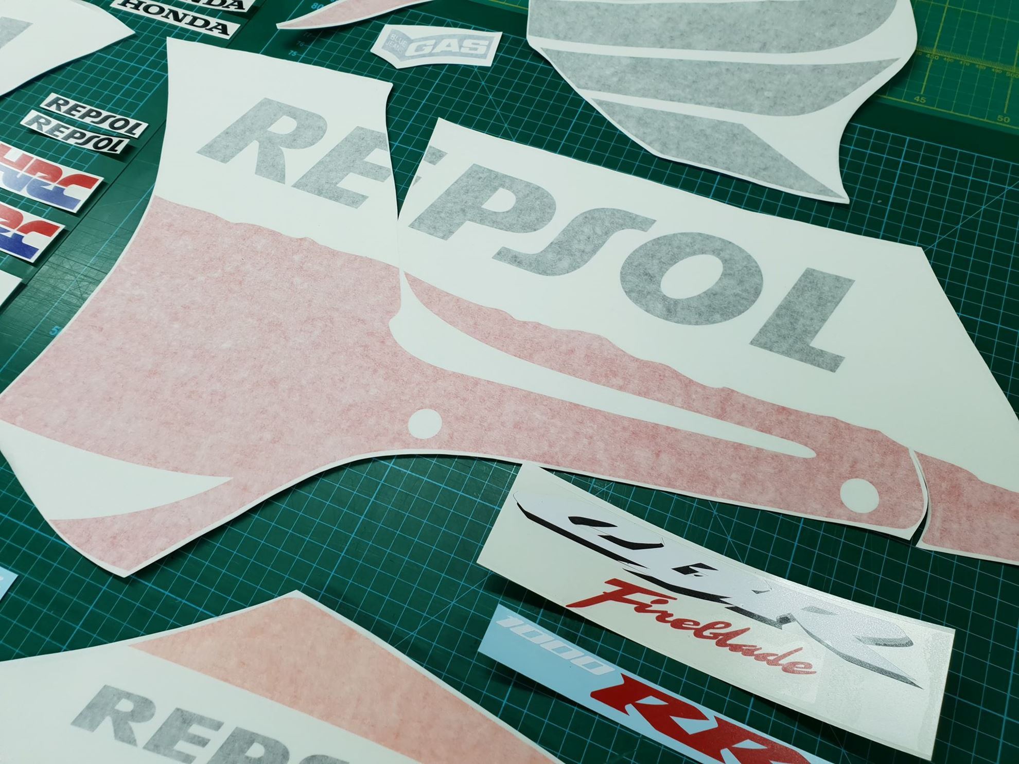 Zen Graphics - Honda CBR 1000RR 2007 full Repsol WSB race replica ...