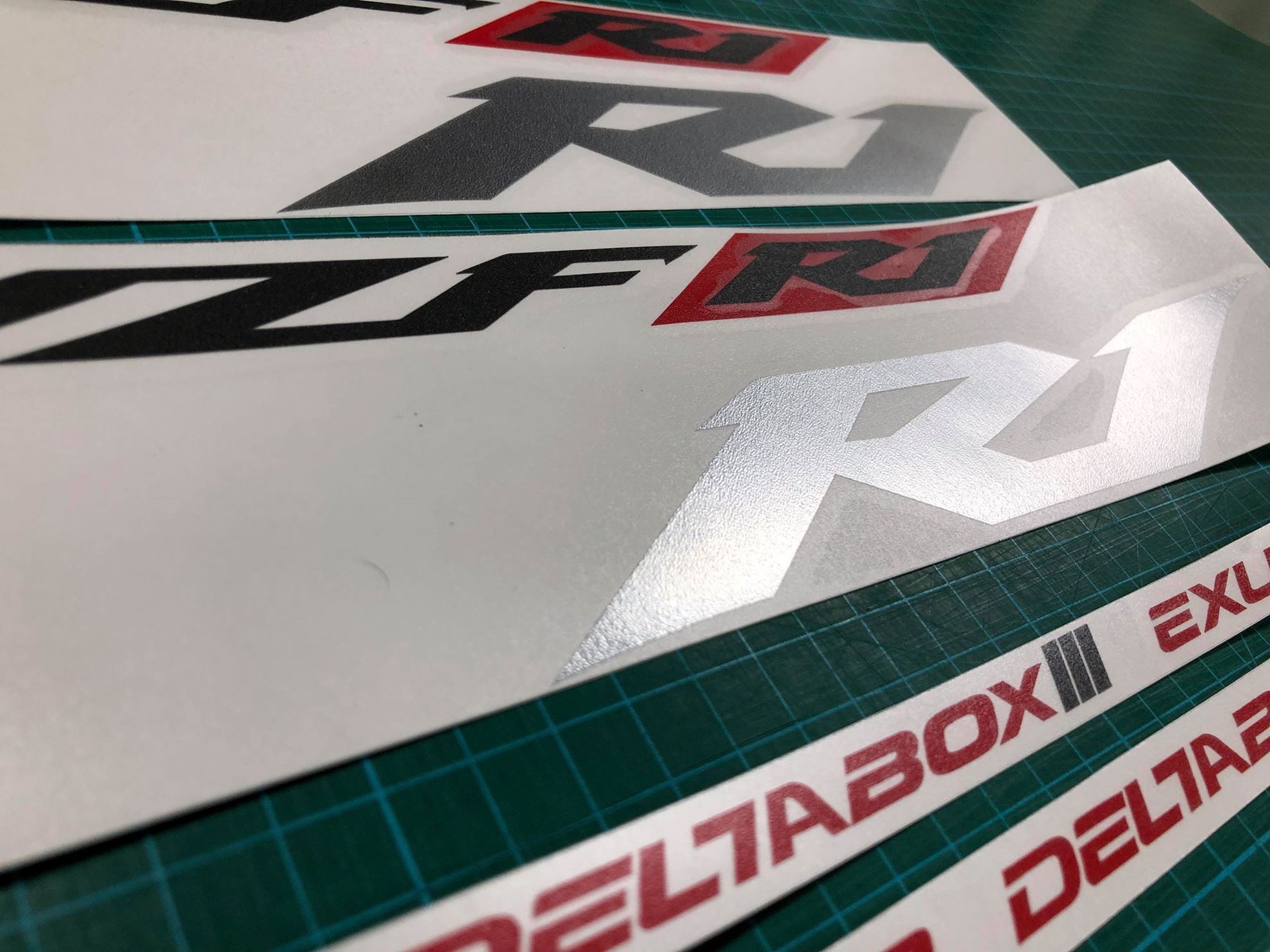 Zen Graphics - Yamaha YZF R1 2002 Replacement Decals / Stickers