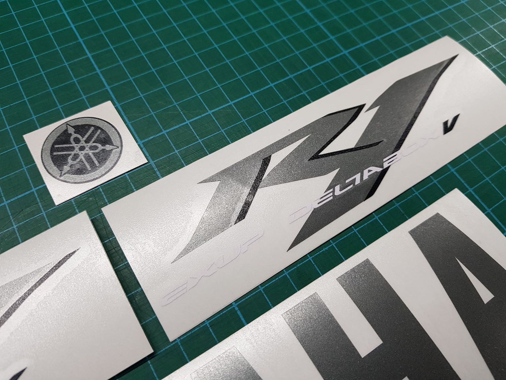 Zen Graphics - Yamaha YZF R1 2004 Replacement Decals / Stickers