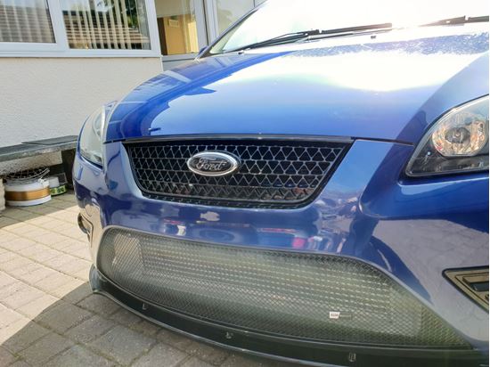 Zen Graphics - Ford Focus ST MK2 top Bumper to Grill pre cut Viny overlay