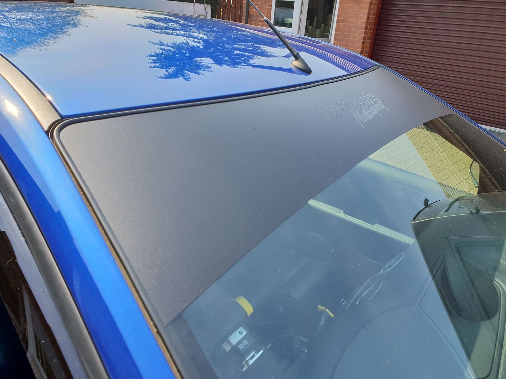 Zen Graphics - Ford Focus ST MK2 pre cut Vinyl Sunstrip / Sticker