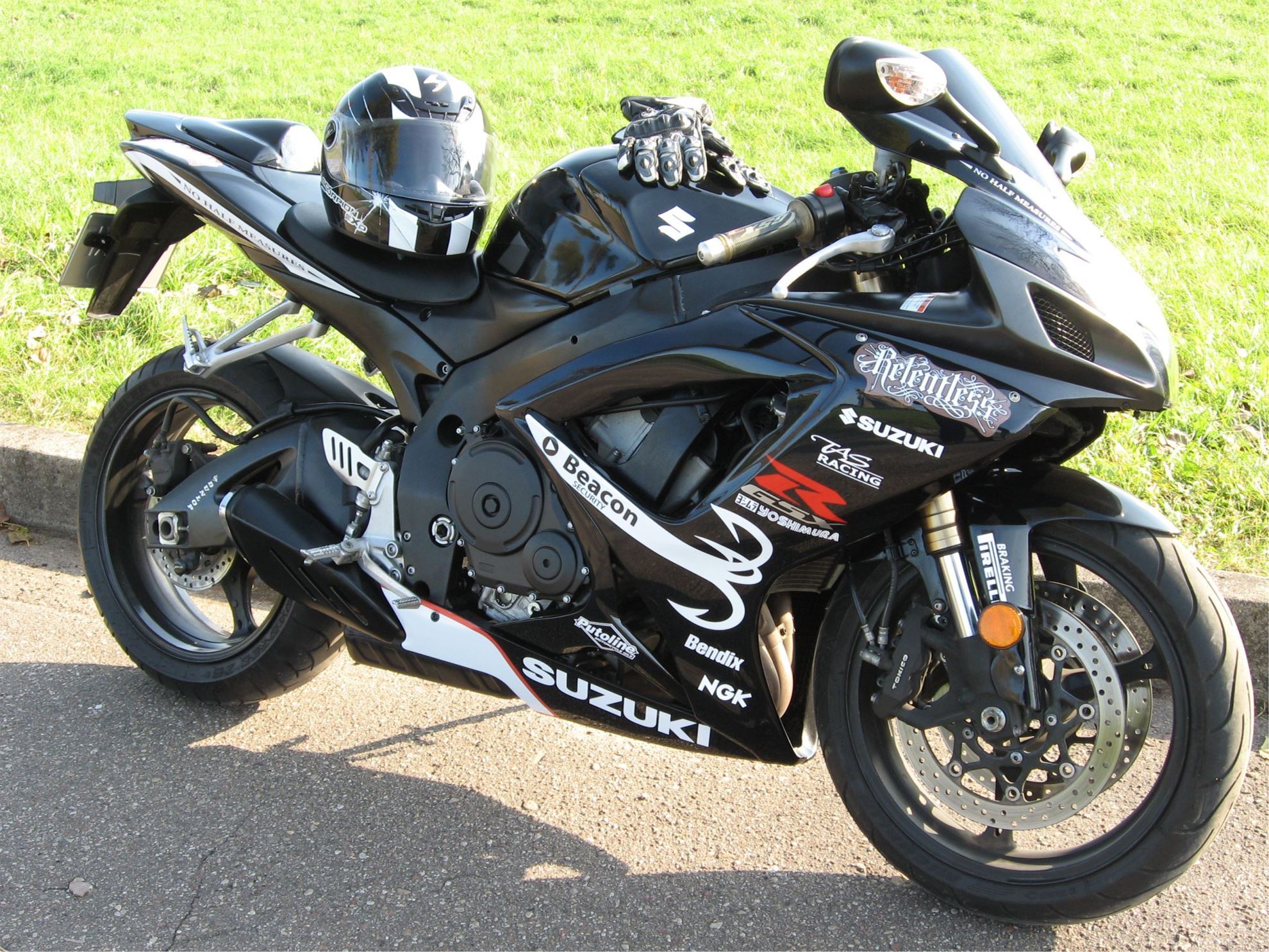 Zen Graphics - Suzuki GSX-R 600 K6 2006 - 2007 Relentless race replica ...