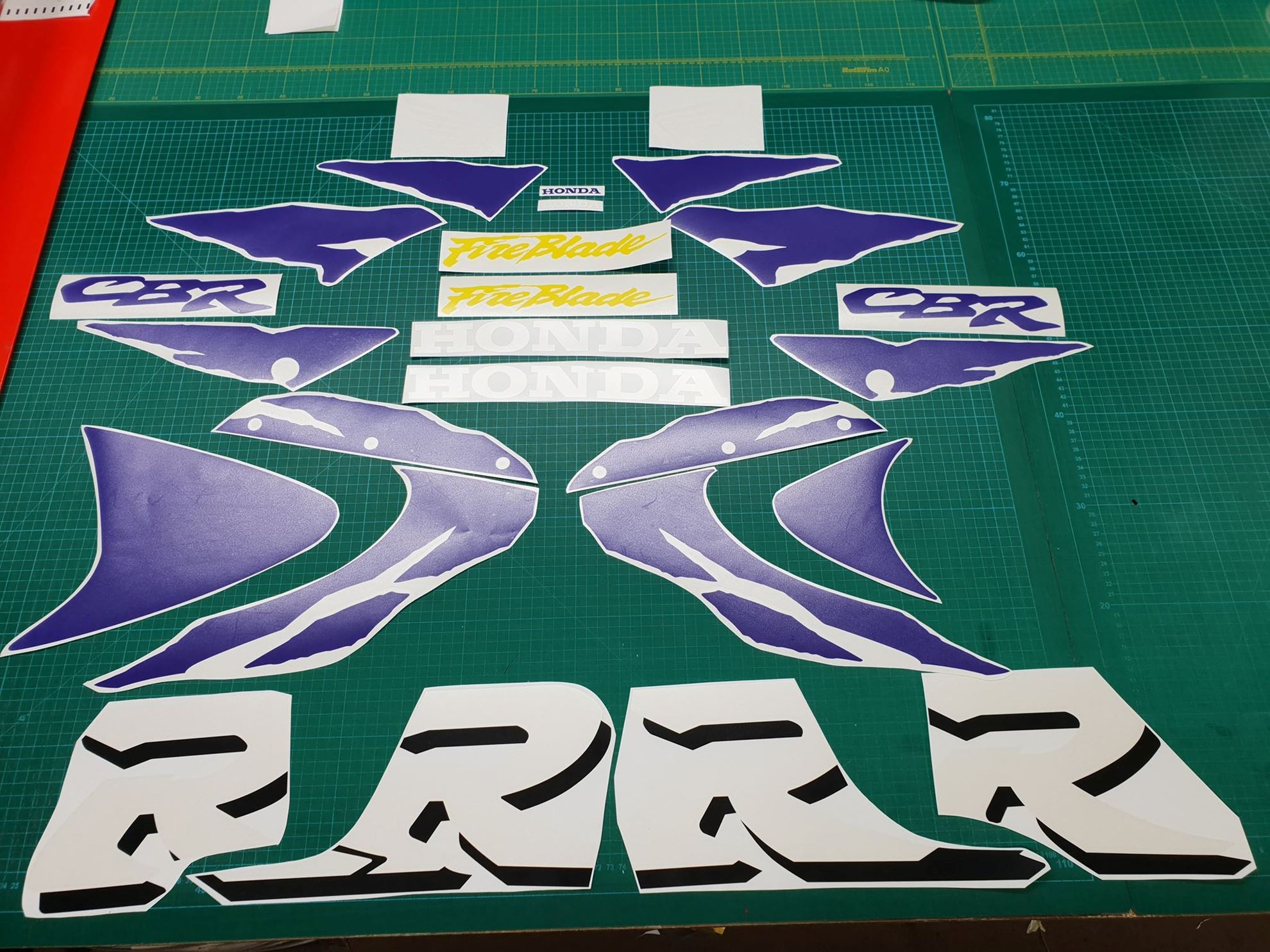 Zen Graphics - Honda CBR 900RR full replacement 1998 replacement Decals ...