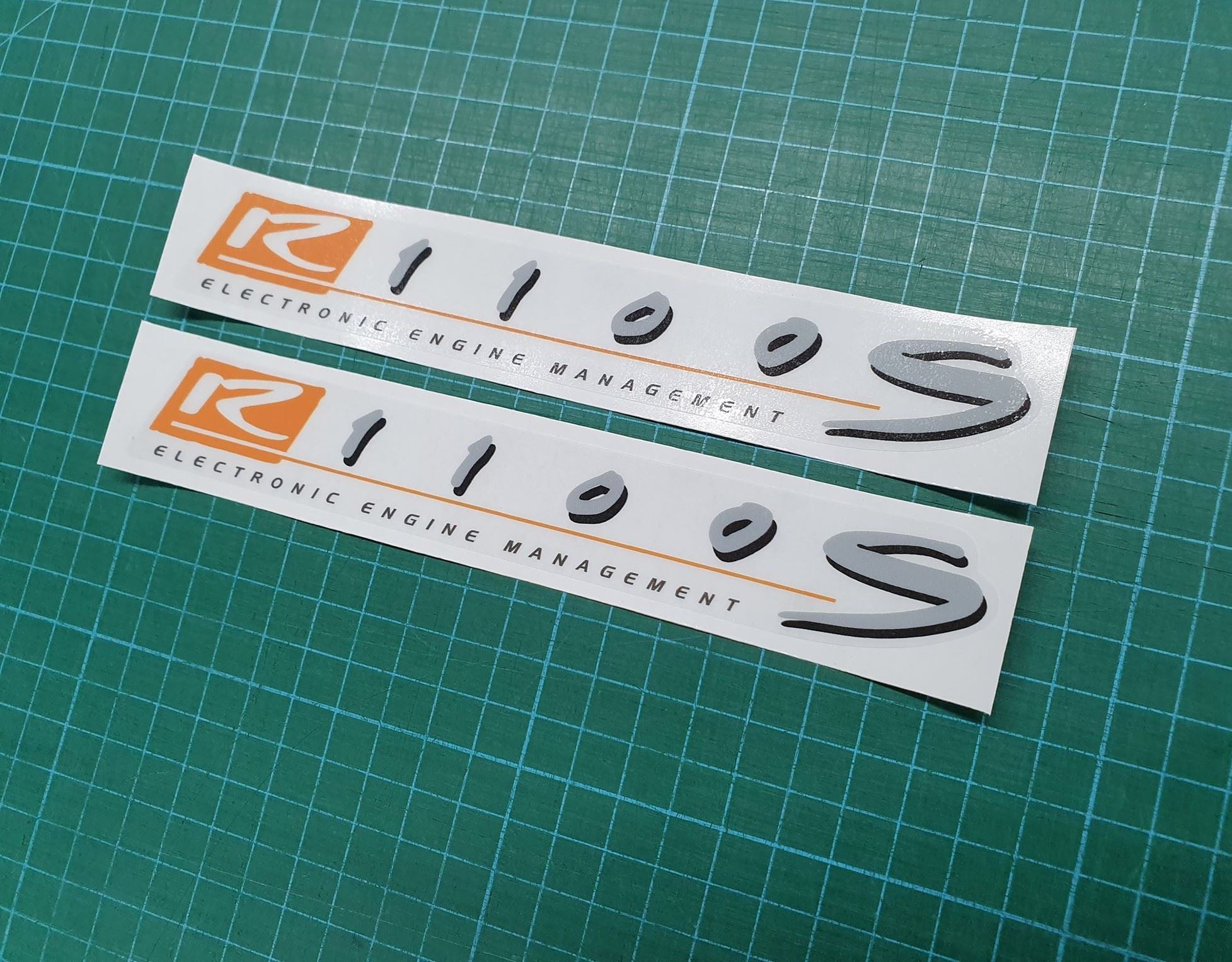 Zen Graphics - BMW R 1100 S 1998 - 2002 Replacement Decals / Stickers