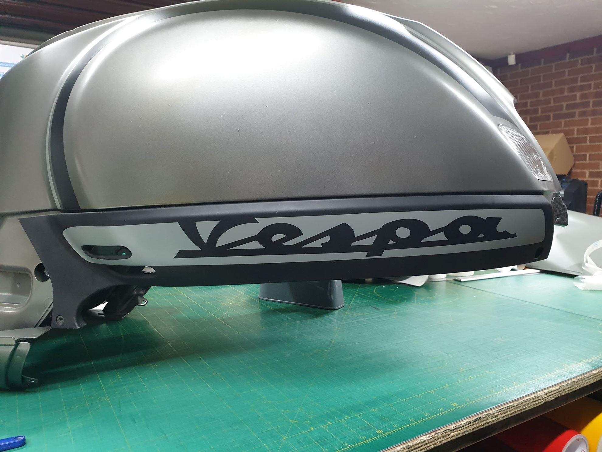 Zen Graphics - Vespa GT / GTL / Gran Turismo side Stripes / Stickers