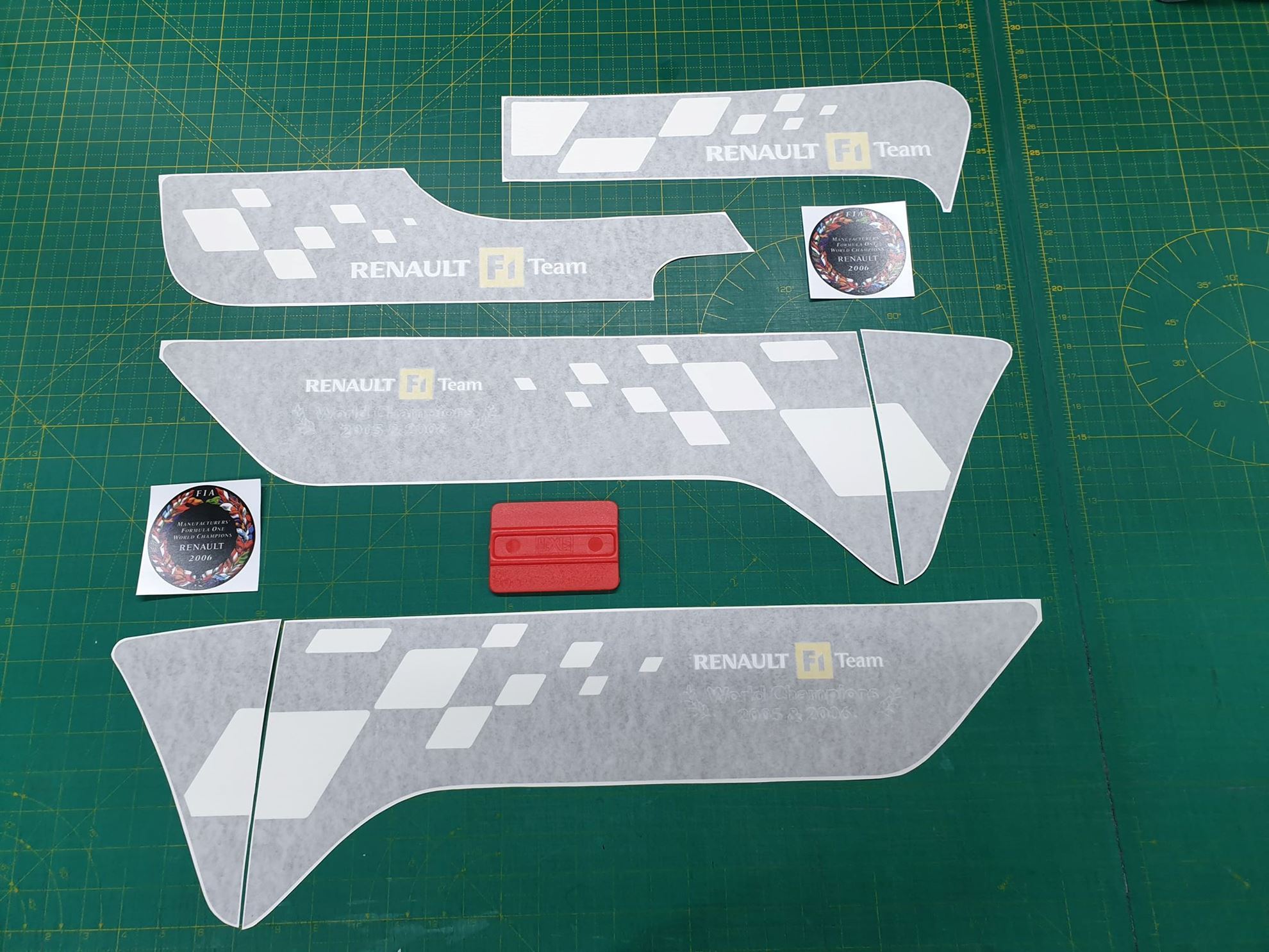 Zen Graphics - Clio R27 R.S. F1 Team replacement Decals / Stickers