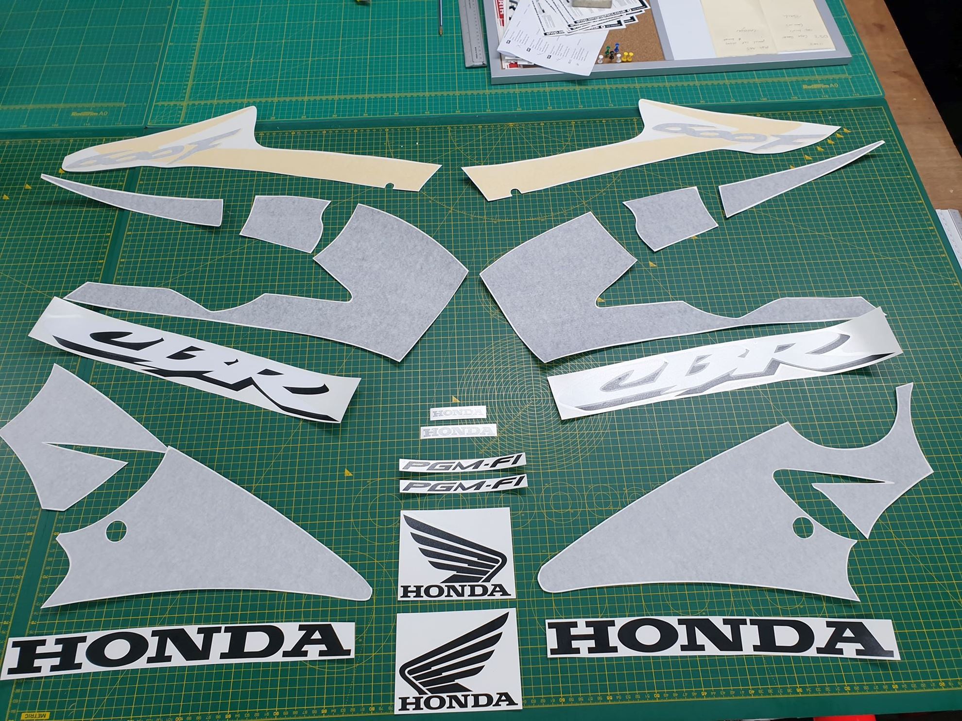 Zen Graphics - Honda CBR 600F 2001 - 2003 replacement Decals / Stickers
