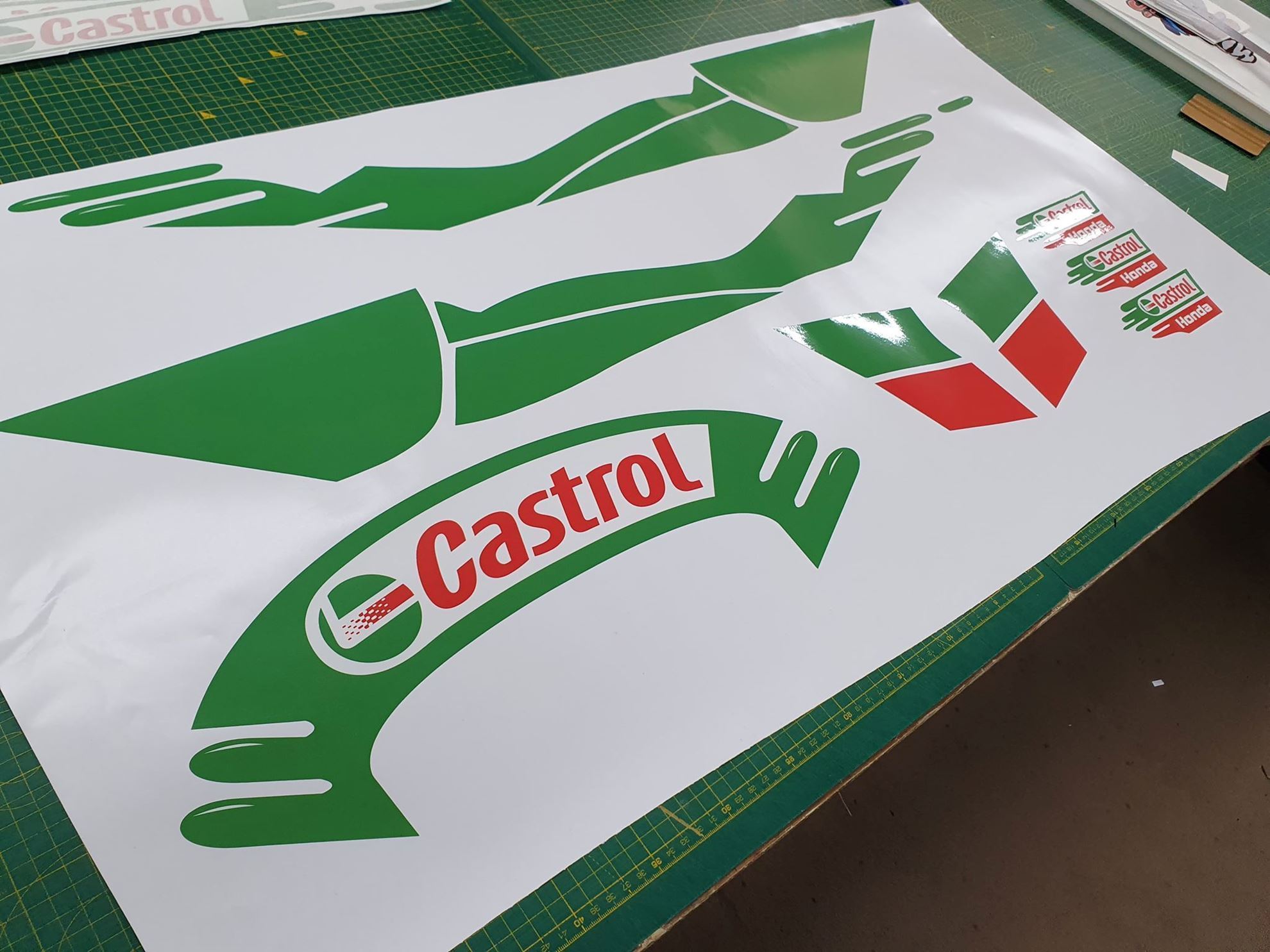 Zen Graphics - Honda CBR 1000RR 2011 Team Castrol superbike replica ...