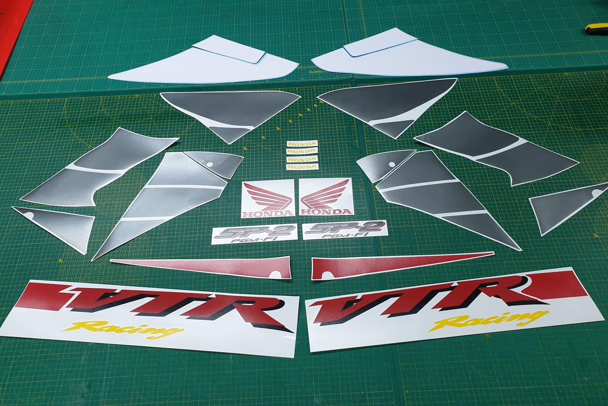 Zen Graphics - Honda VTR 1000 SP2 2002 full Restoration Decals / Stickers