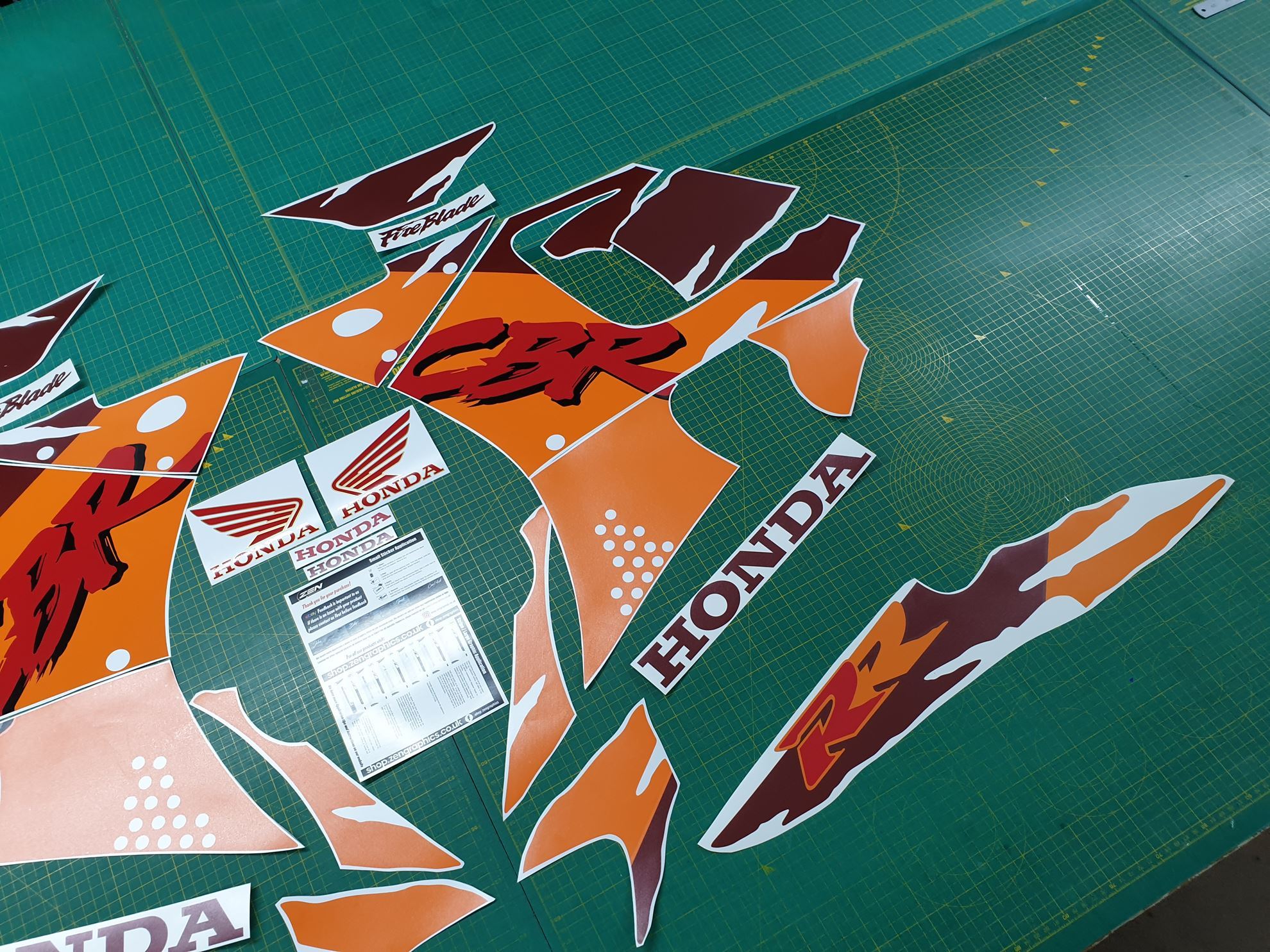 Zen Graphics - Honda CBR 900RR Urban Tiger 1994 replacement Decals ...