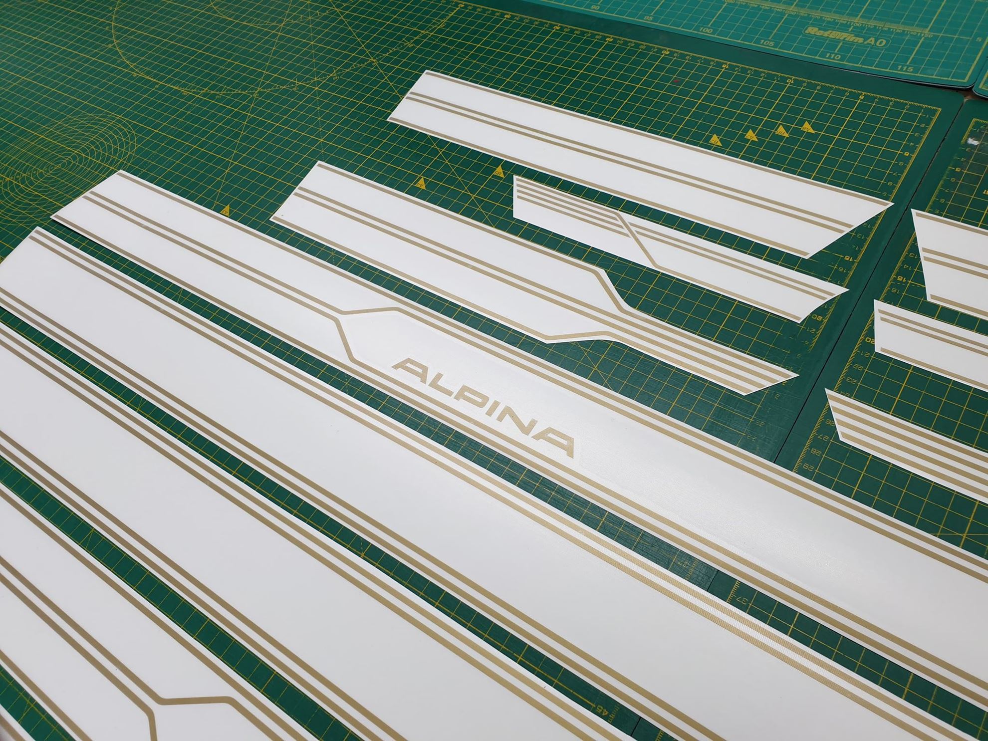 Zen Graphics - BMW 7 Series E38 Alpina side , front and rear Stripes ...