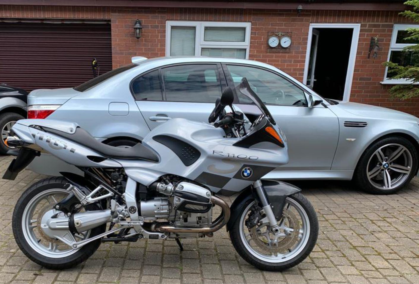 Zen Graphics - BMW R 1100 S Decals / Stickers