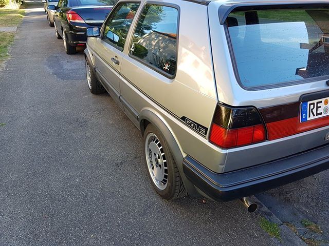 Zen Graphics - Golf MK2 side Stripes and rear quarter Stickers / Stripes