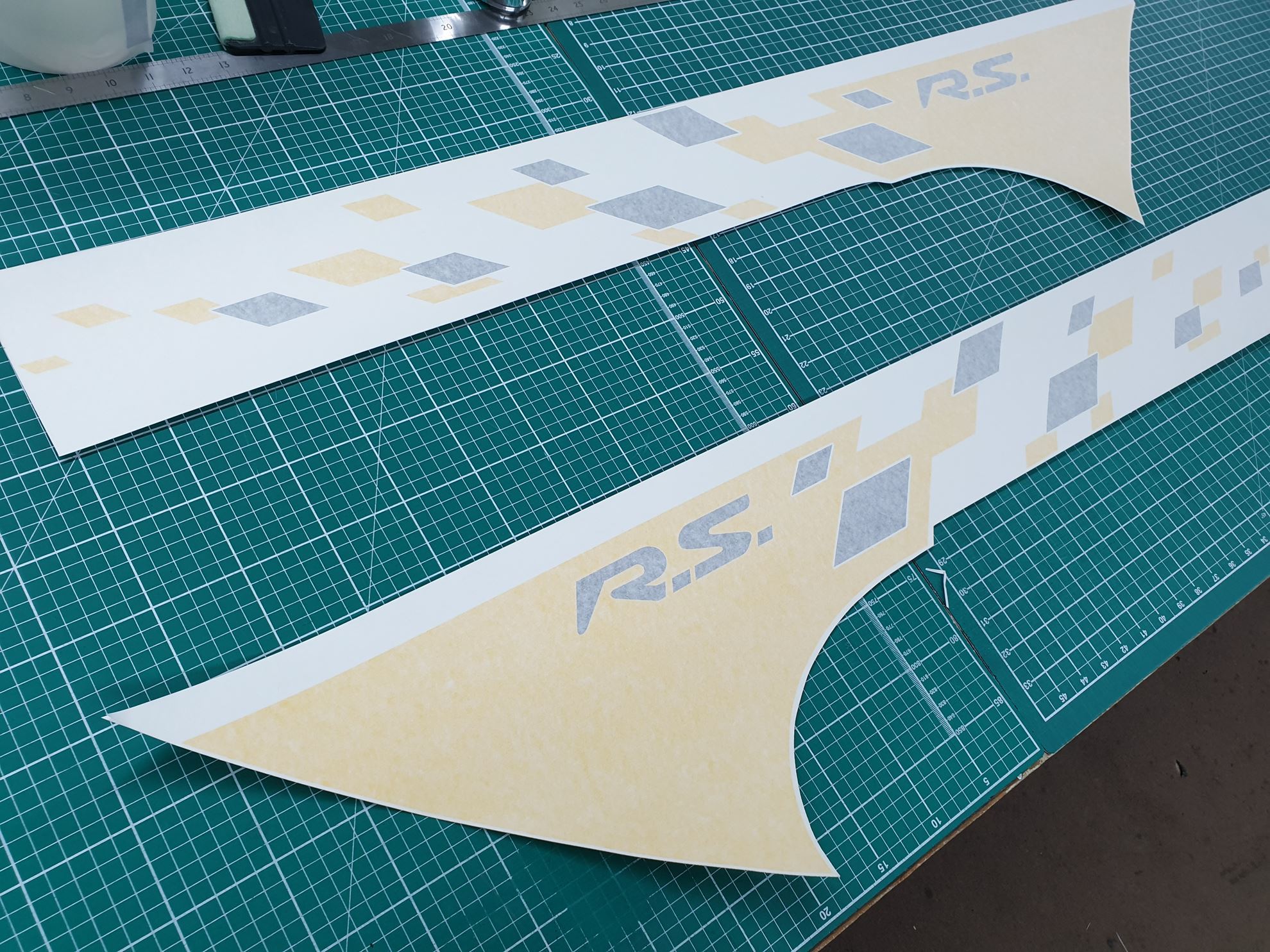 Zen Graphics - Renault Clio R.S. side Decals / Stickers