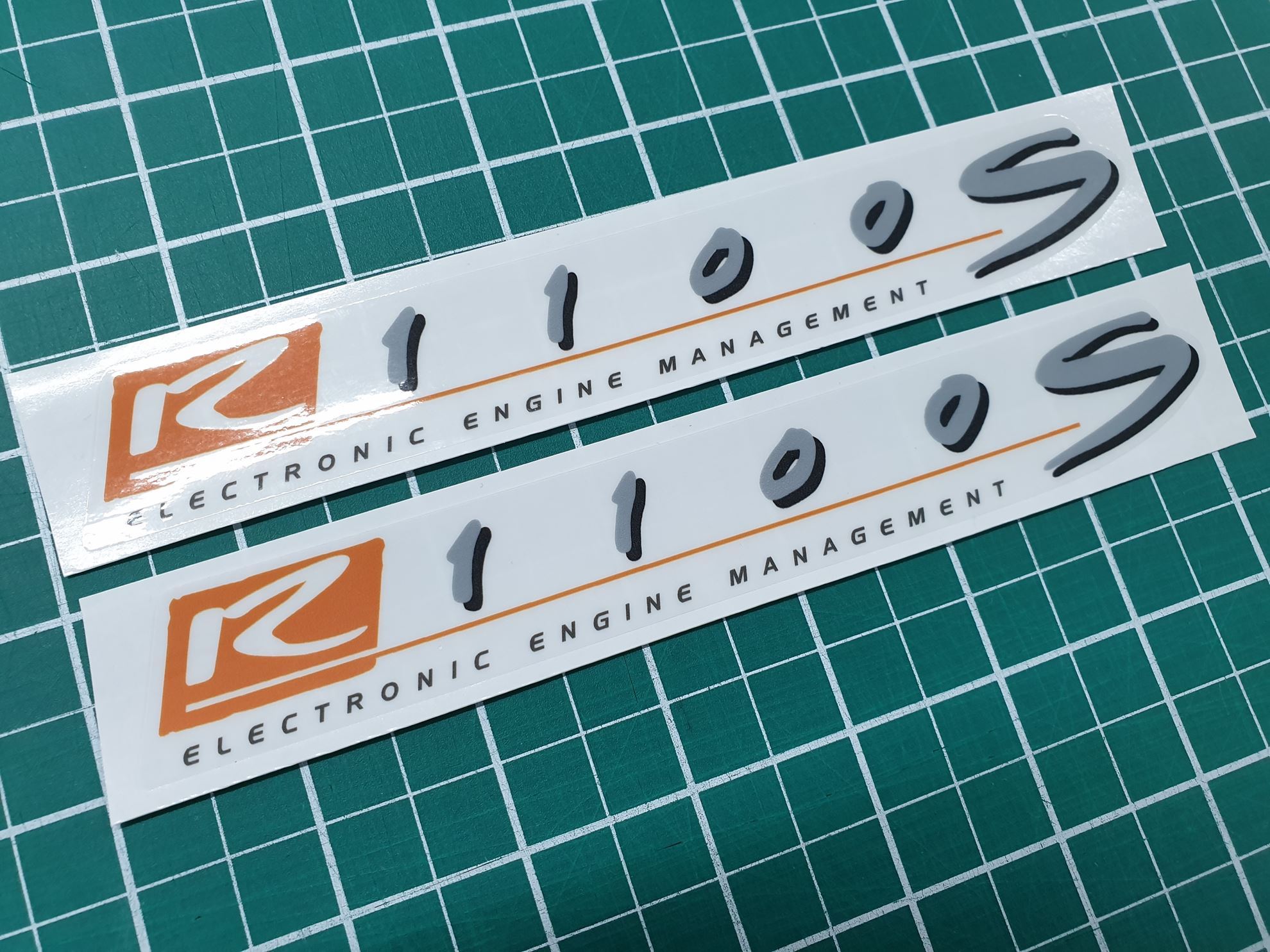 Zen Graphics - BMW R 1100 S 1998 - 2002 Replacement Decals / Stickers