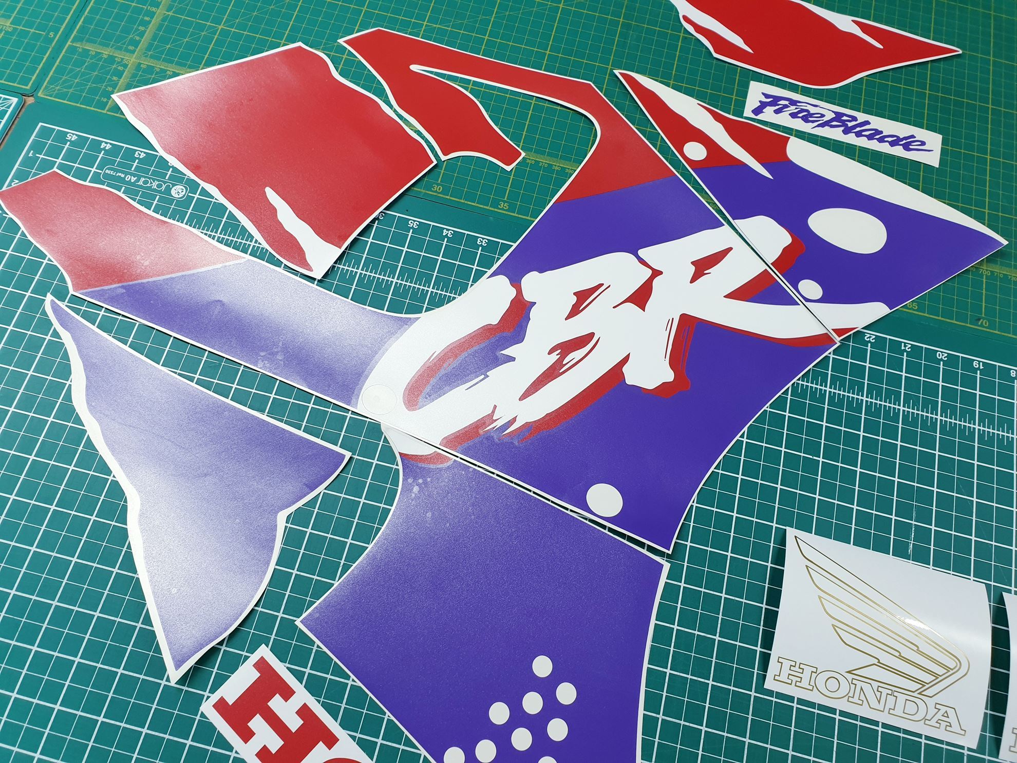 Zen Graphics - Honda CBR 900RR 1995 replacement Decals / Stickers