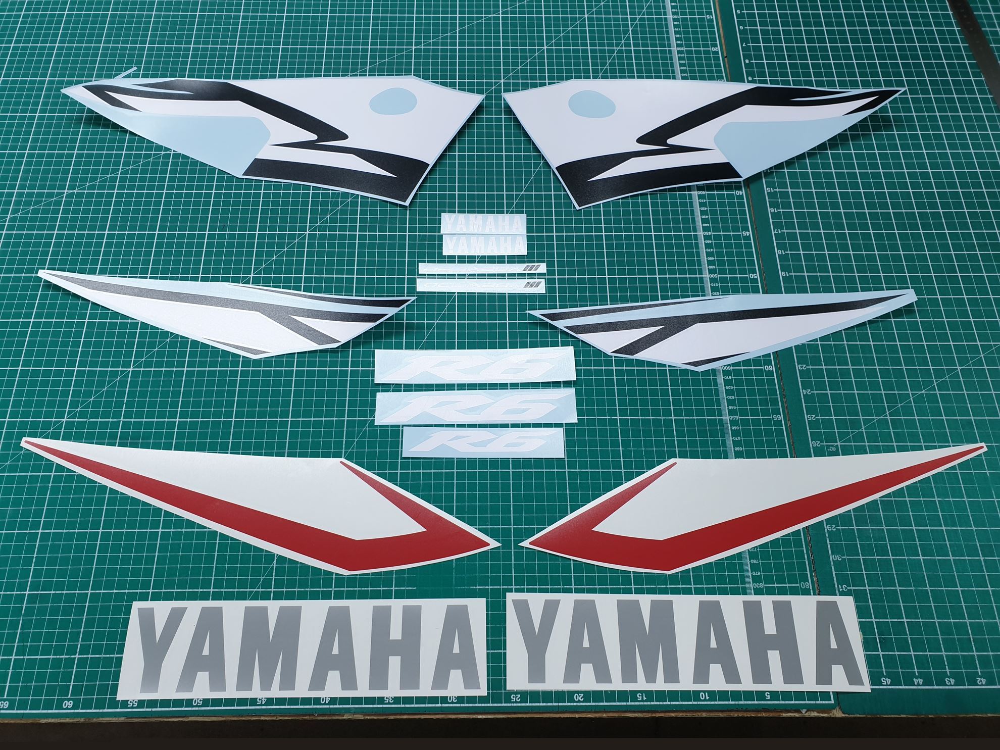 Zen Graphics - Yamaha YZF R6 2004 replacement Decals / Stickers