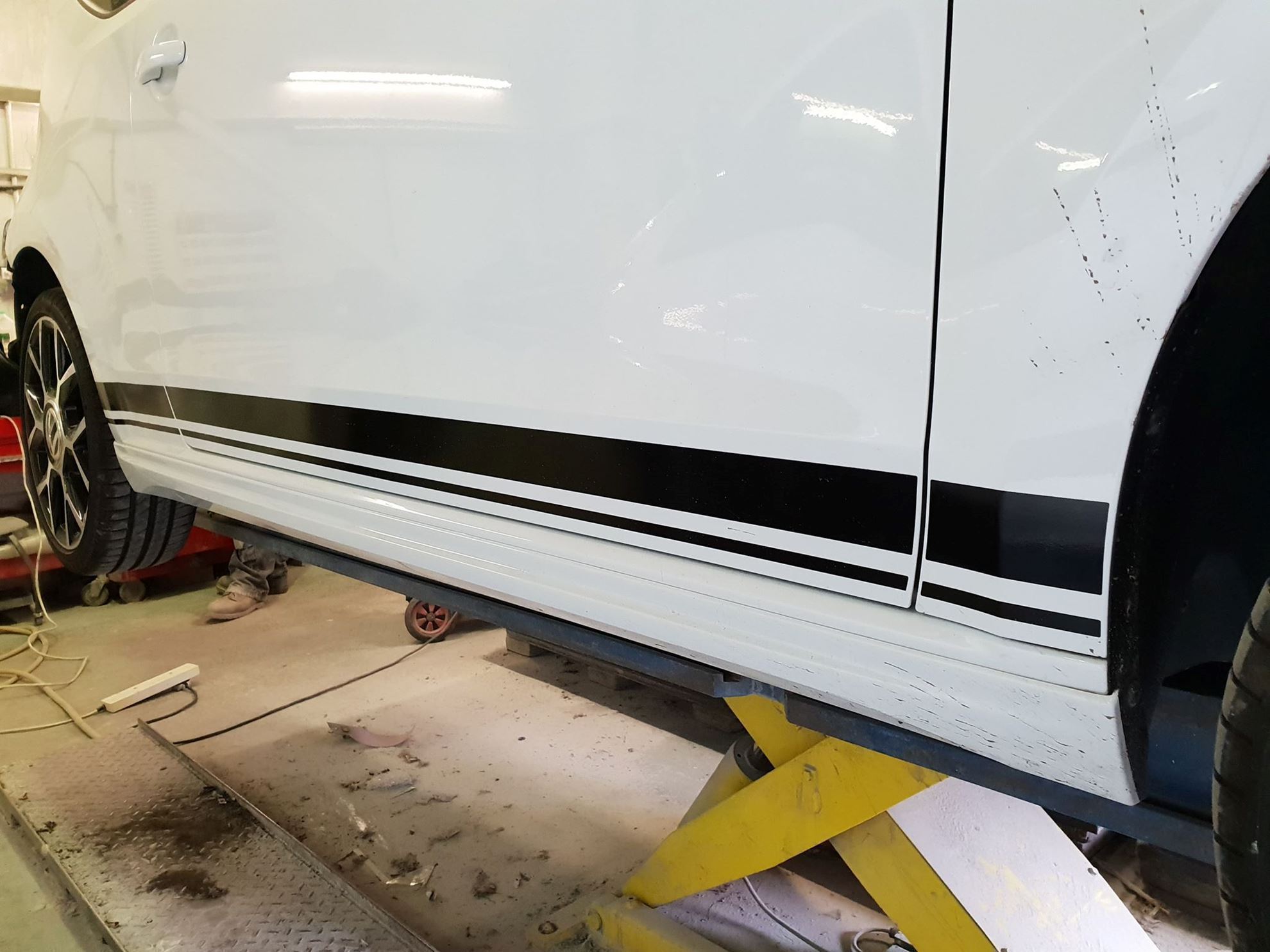 Zen Graphics - UP GTI 3 Door side Stripes / Stickers