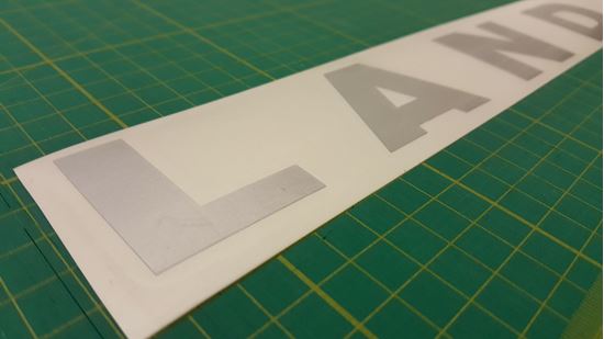 Zen Graphics - Land Rover Discovery series 1 and 2 replacement Bonnet ...