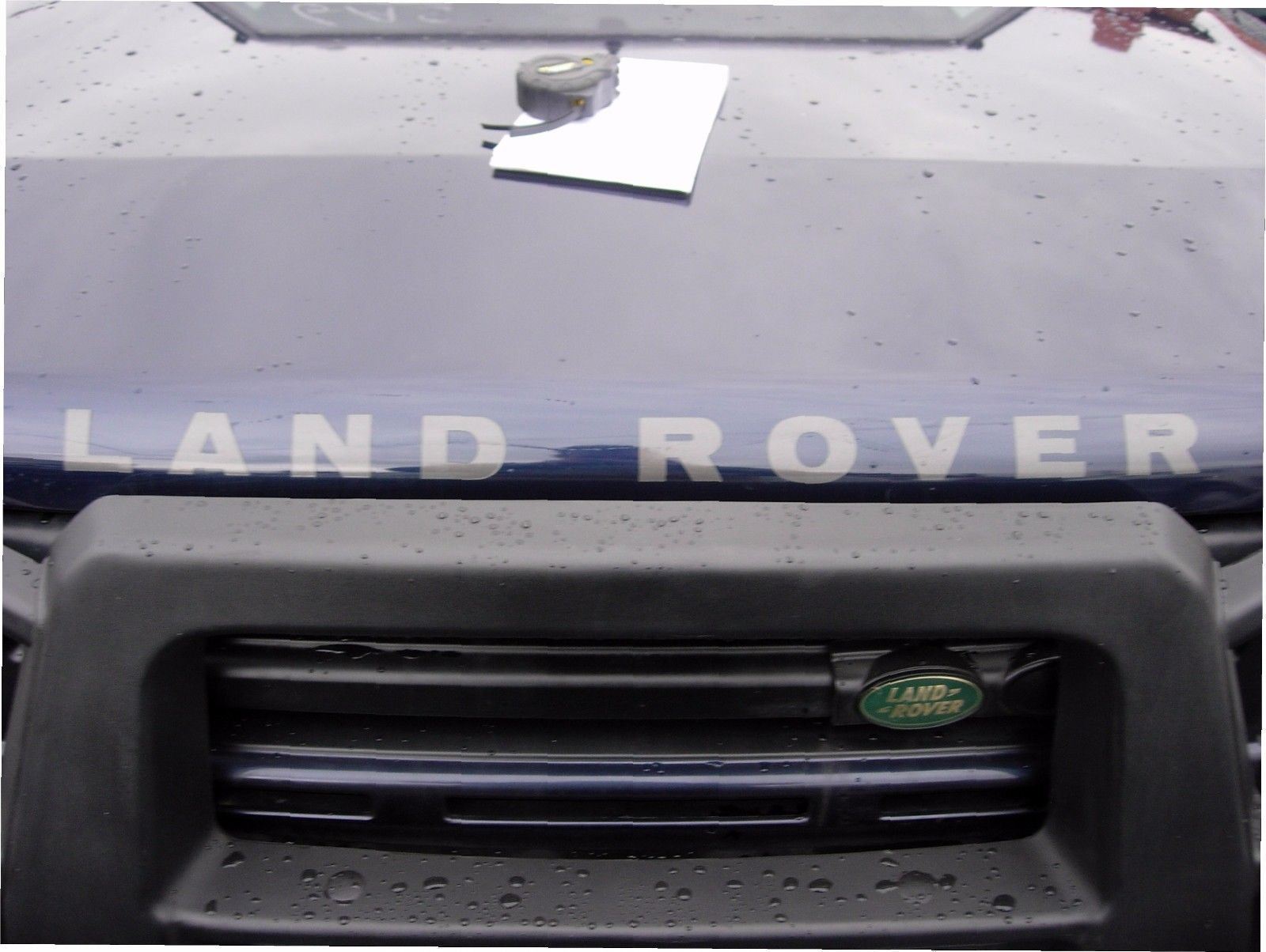 Zen Graphics - Land Rover Discovery series 1 and 2 replacement Bonnet ...