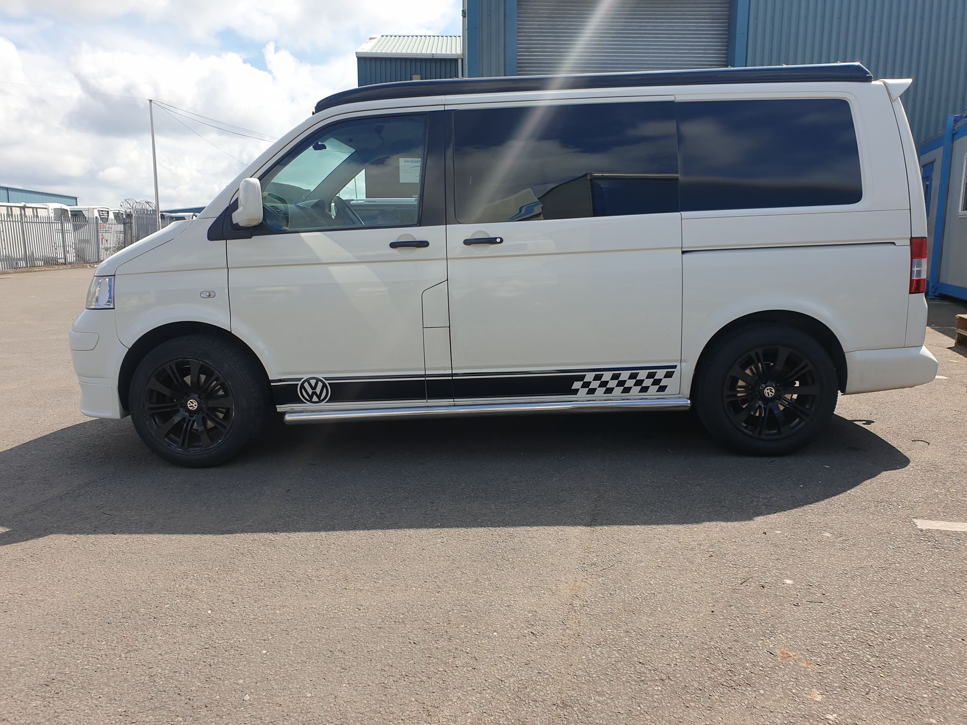 Zen Graphics - VW T5 / T6 Short Wheel Base side Stripes - SILVER