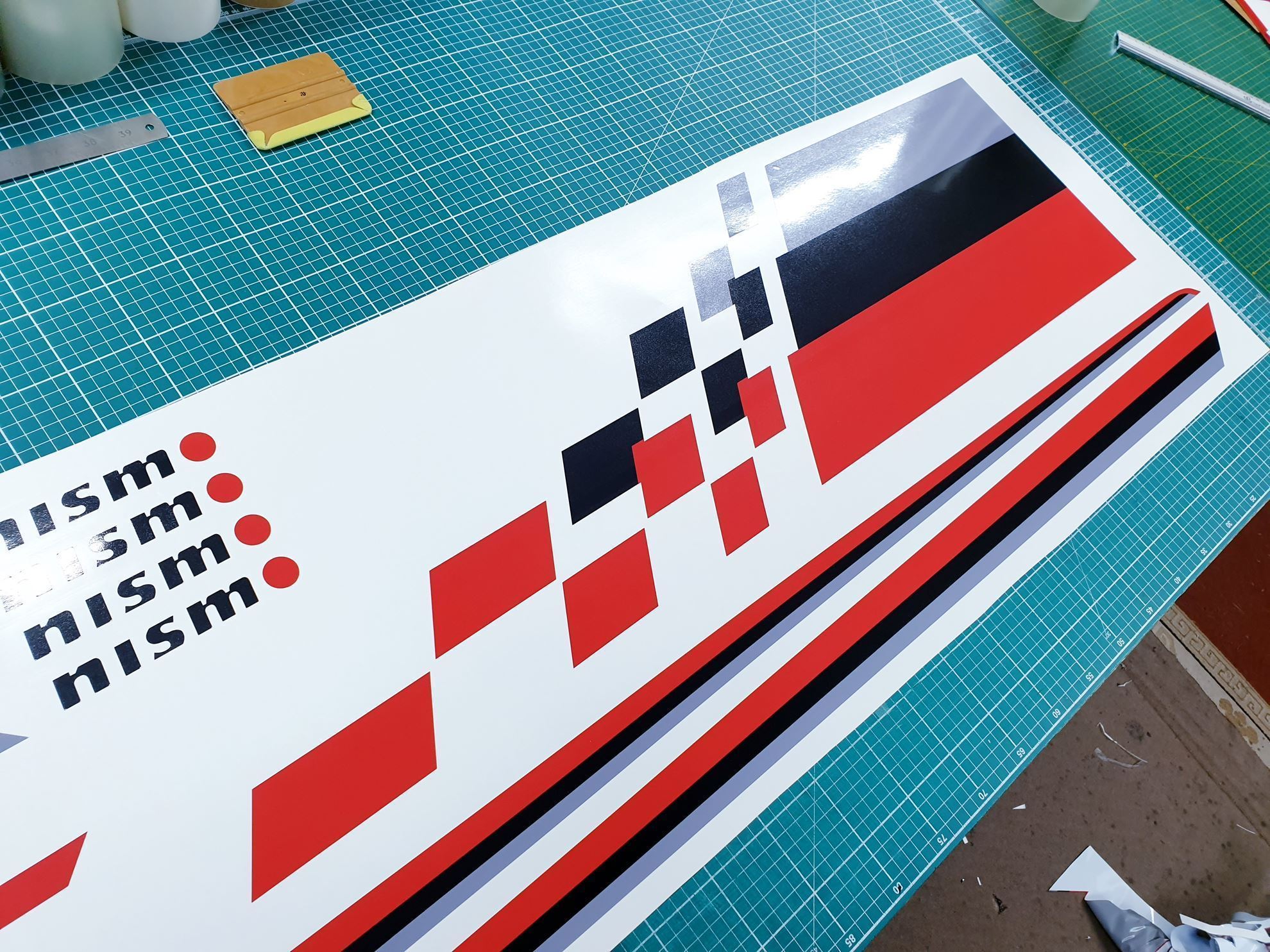 Zen Graphics - Nissan 350z / 370z Nismo side & Bonnet Stripes / Stickers