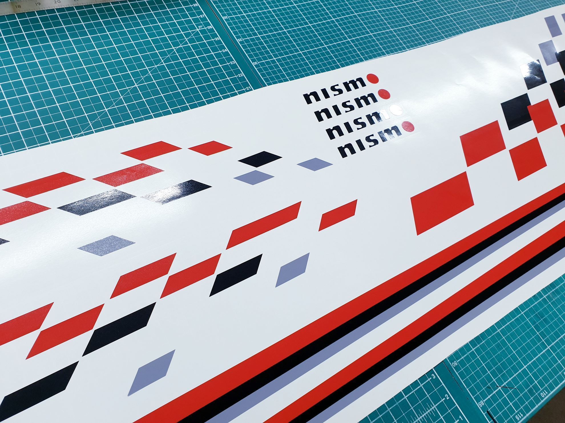 Zen Graphics - Nissan 350z / 370z Nismo side & Bonnet Stripes / Stickers