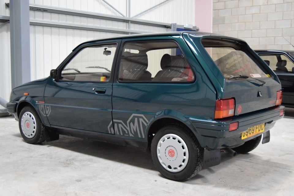 Zen Graphics - MG Metro passenger floating Octagon Decals / Sticker