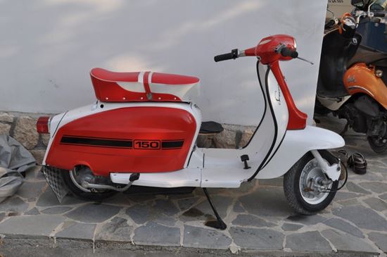 Zen Graphics - Lambretta GP Seveta 150 side Stripes / Stickers