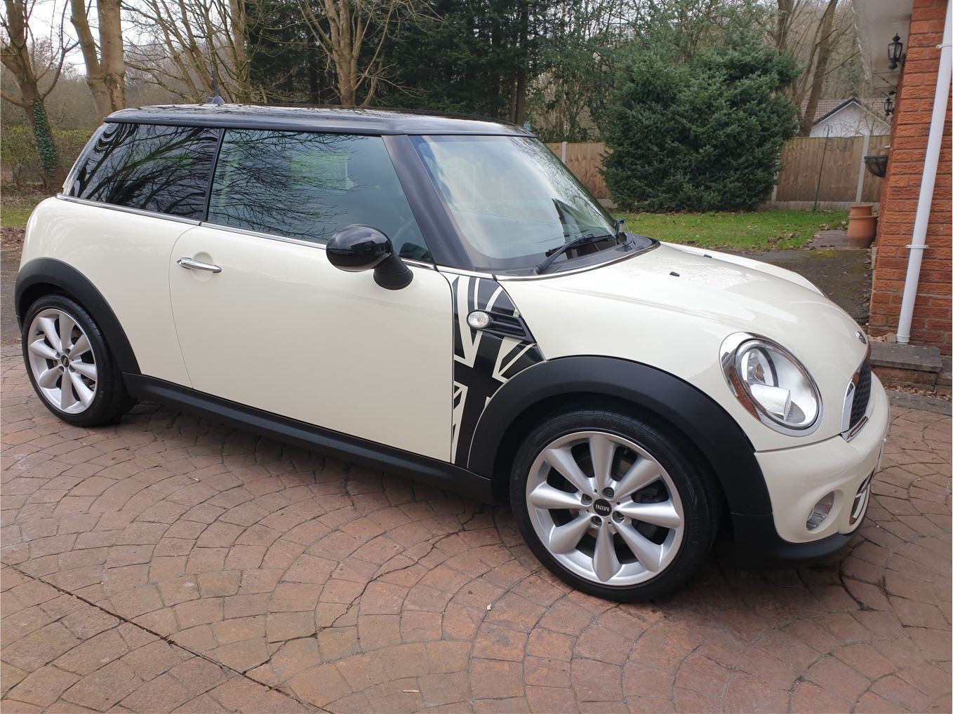 Zen Graphics - Mini R55 / R56 / R57 / R58 / R59 Cooper side scuttle ...