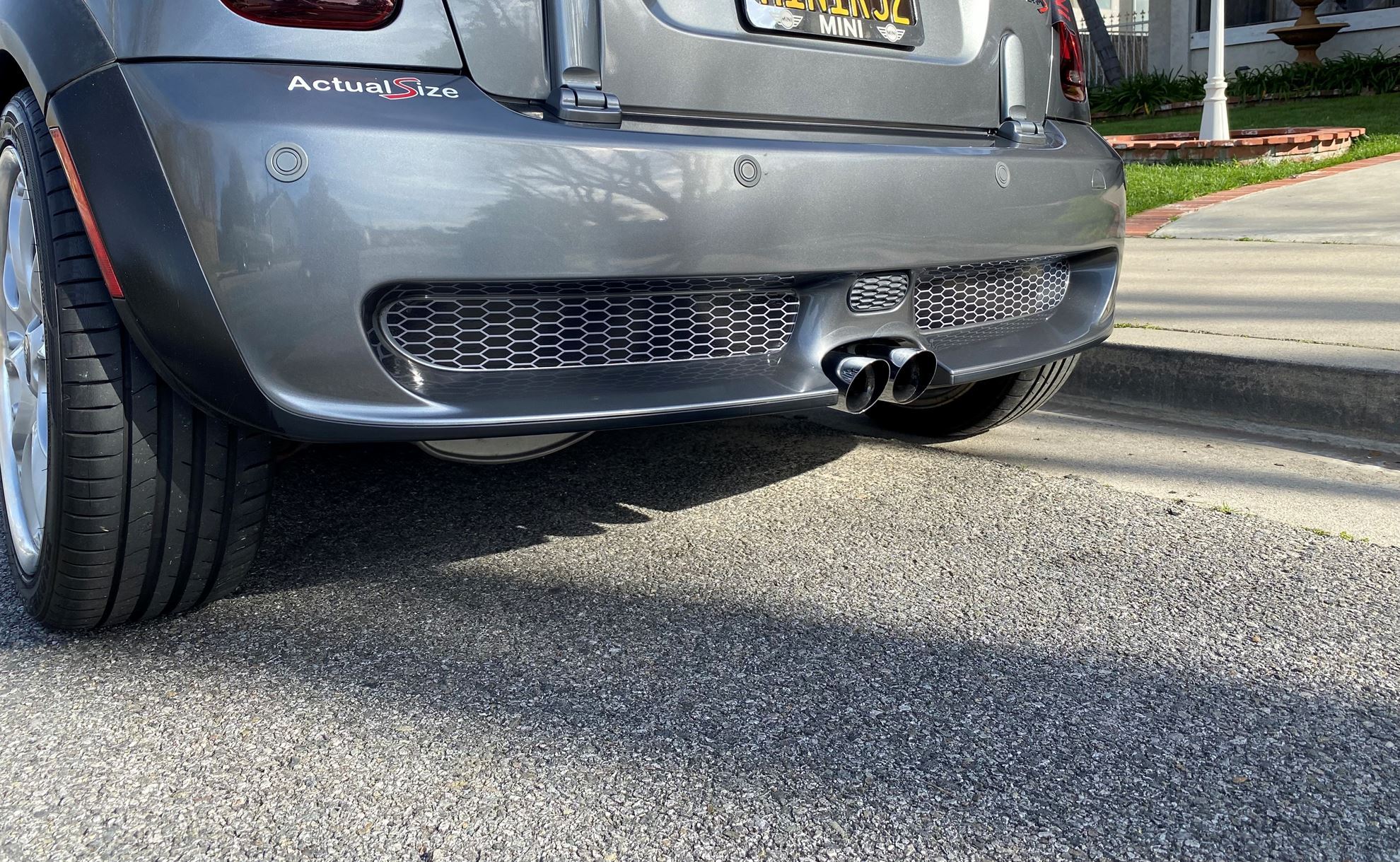 Zen Graphics - Mini R52 / R53 Cooper S / JCW Aero rear Bumper Grill ...