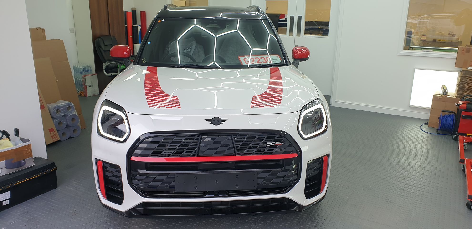 Zen Graphics - Mini U25 Countryman JCW Grille Stripe